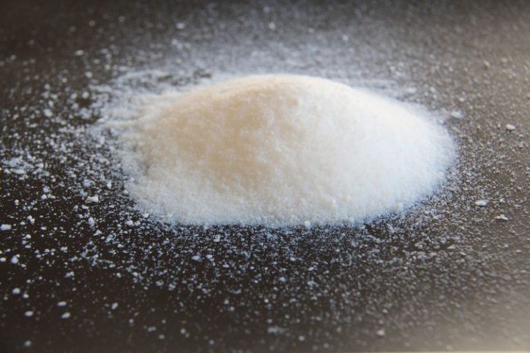 Features and Applications of Fumed Silica